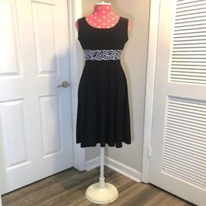 Perceptions | Dresses | 325 Perceptions Sleeveless Printed Midi Dress ...